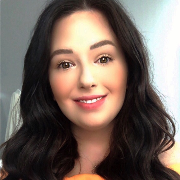 Brianne's Closet (@brianne185) | Poshmark